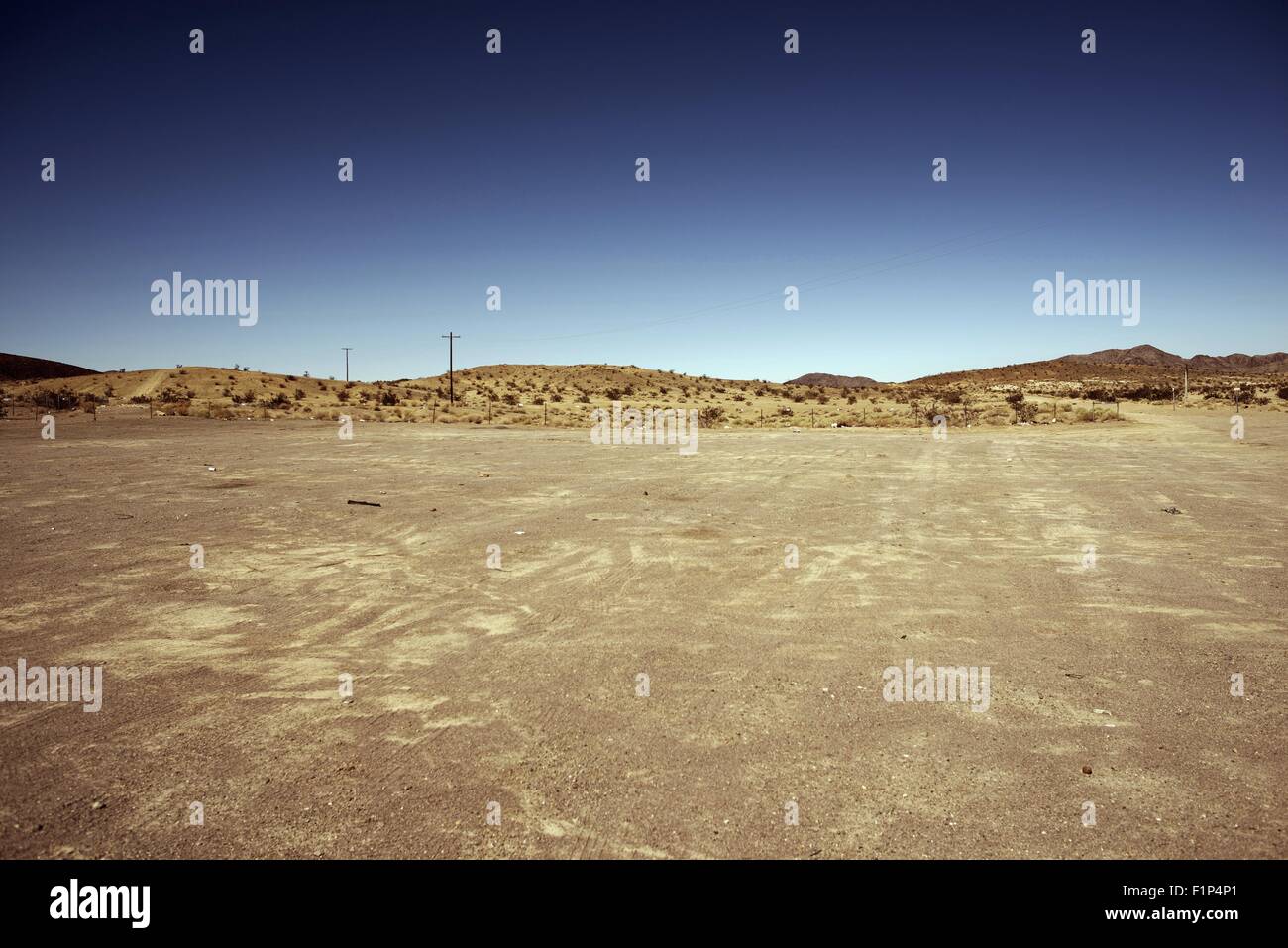 Nevada Outback Theme. Dusty Desert Parking. Nevada, USA Stock Photo - Alamy