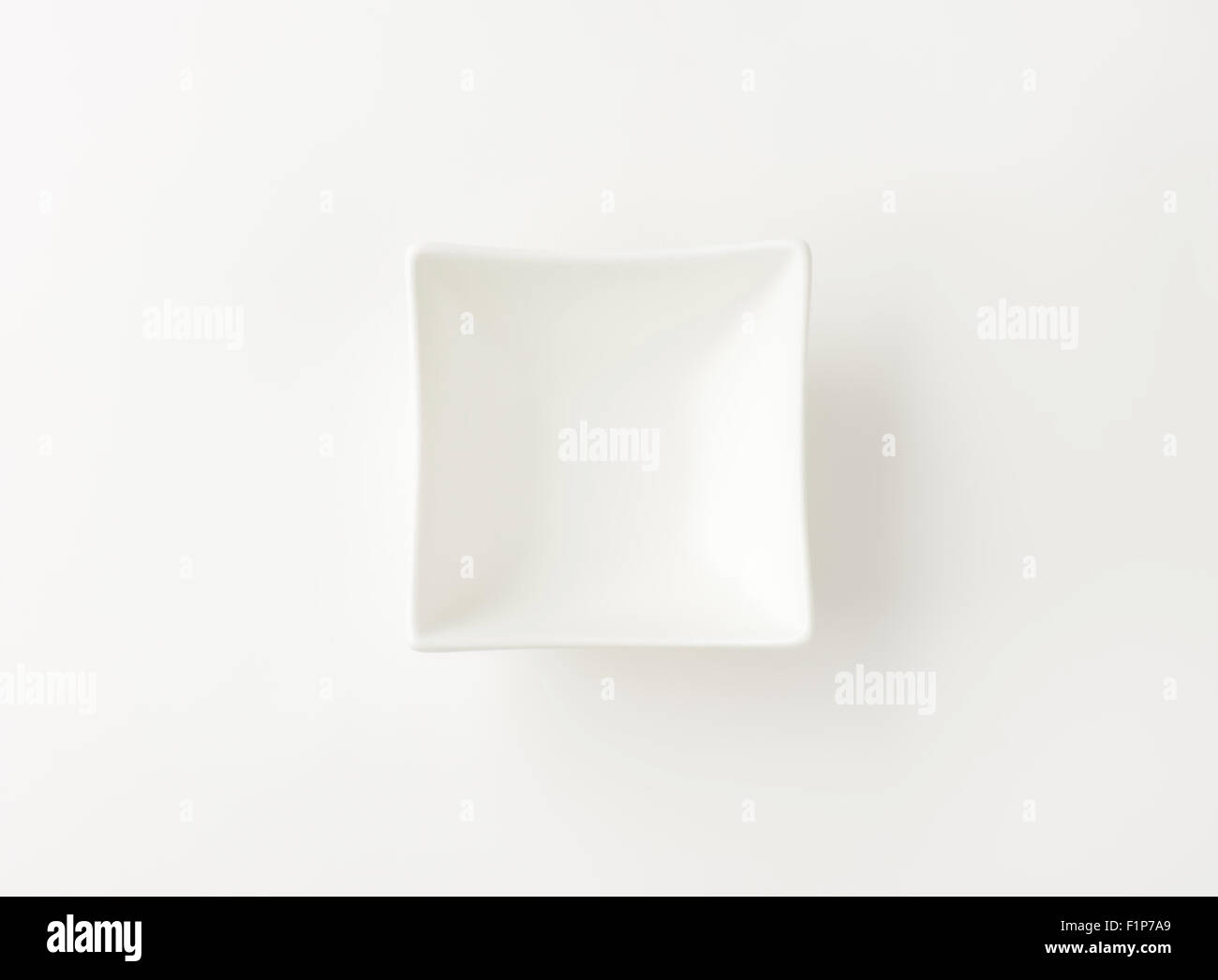 white square bowl on white background Stock Photo - Alamy