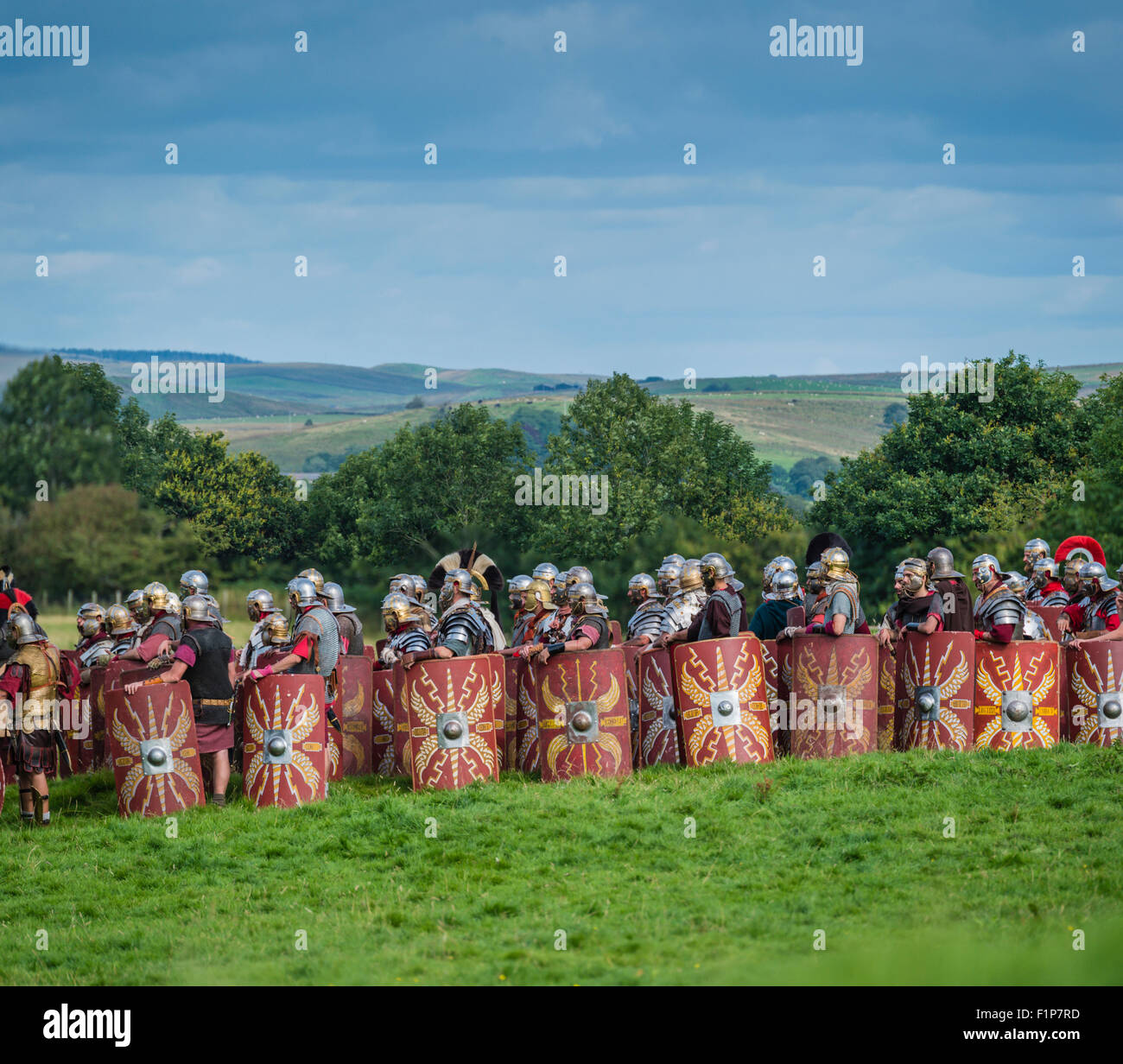 Roman soldiers and hadrian's wall hi-res stock photography and images ...