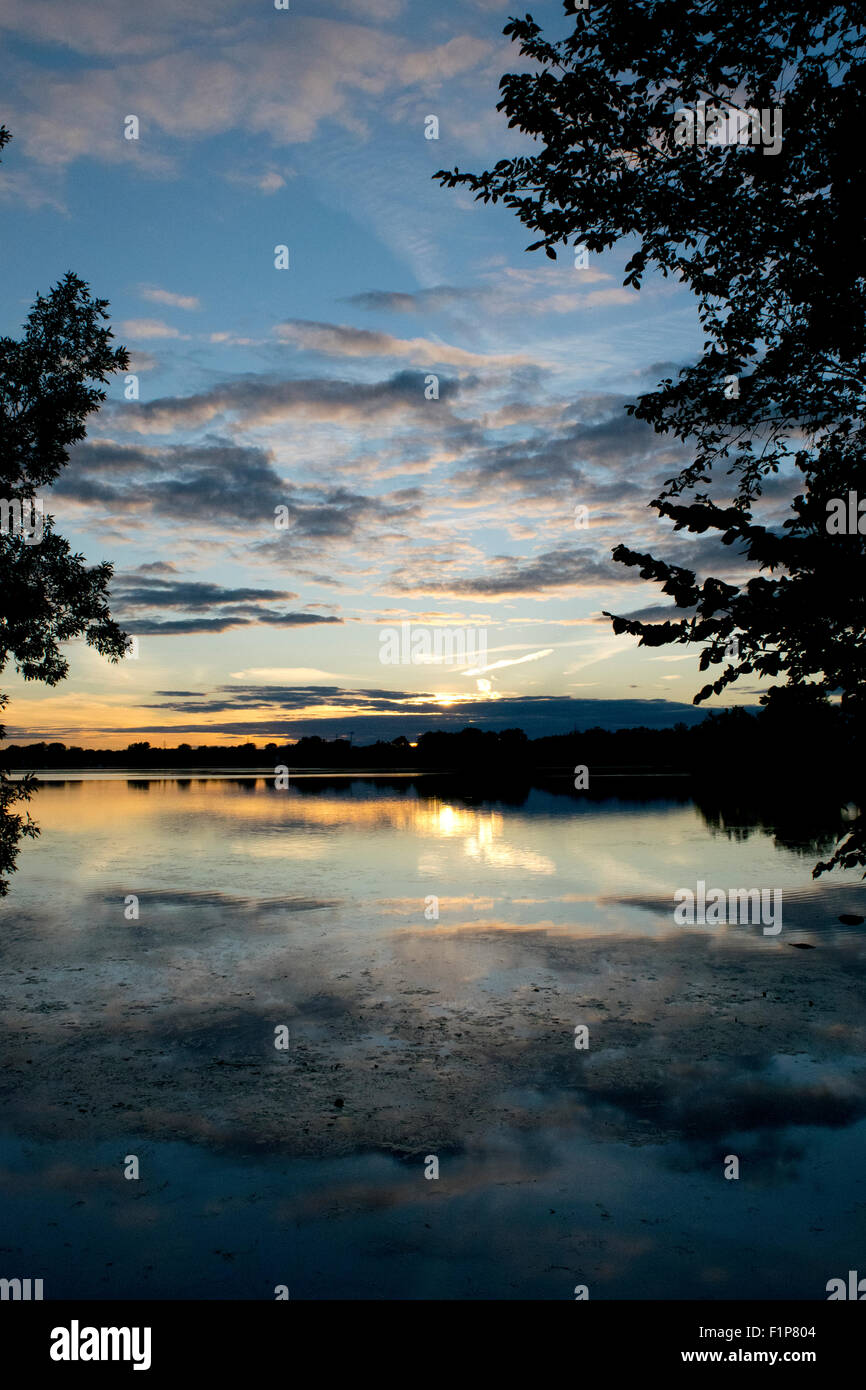 Sunset on the Ottawa River, at Pincourt, Quebec Stock Photo - Alamy