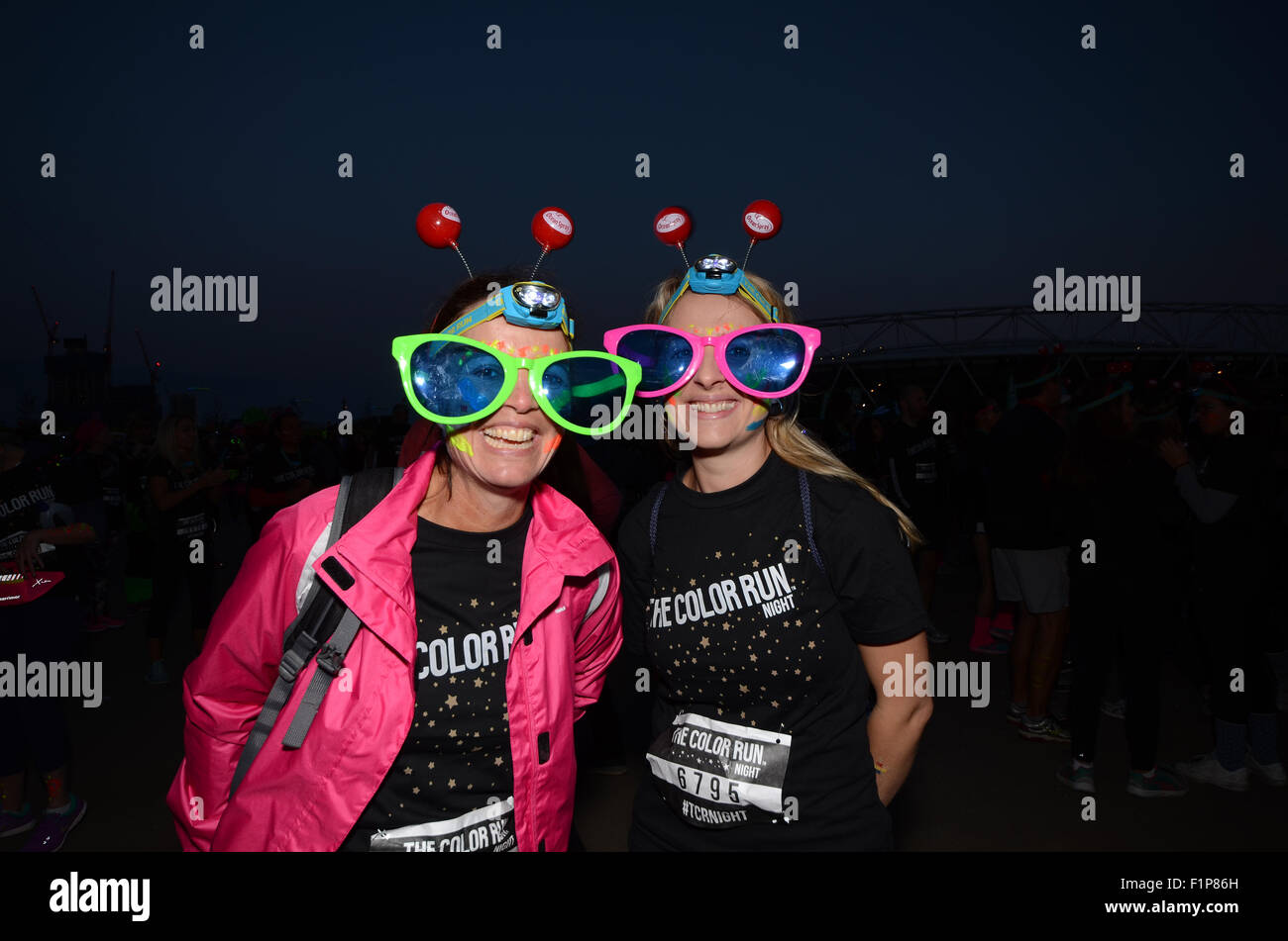 Color Run Night. For the first time in the UK the 'Color Run' took ...