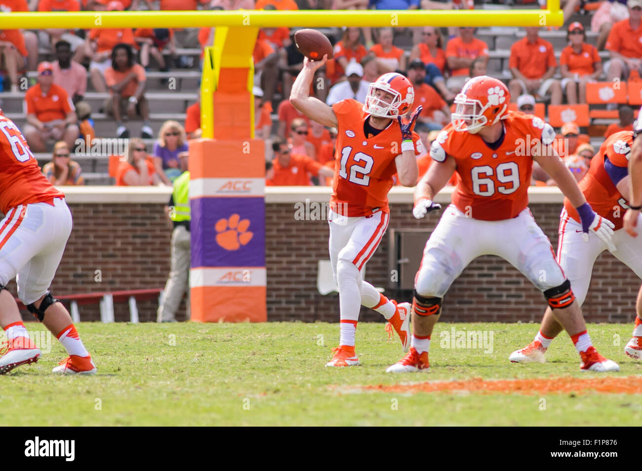 Nick Schuessler High Resolution Stock Photography and Images - Alamy