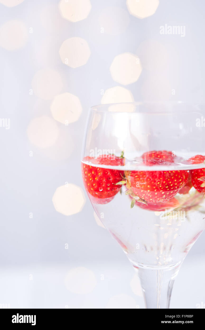 High key still life hi-res stock photography and images - Alamy