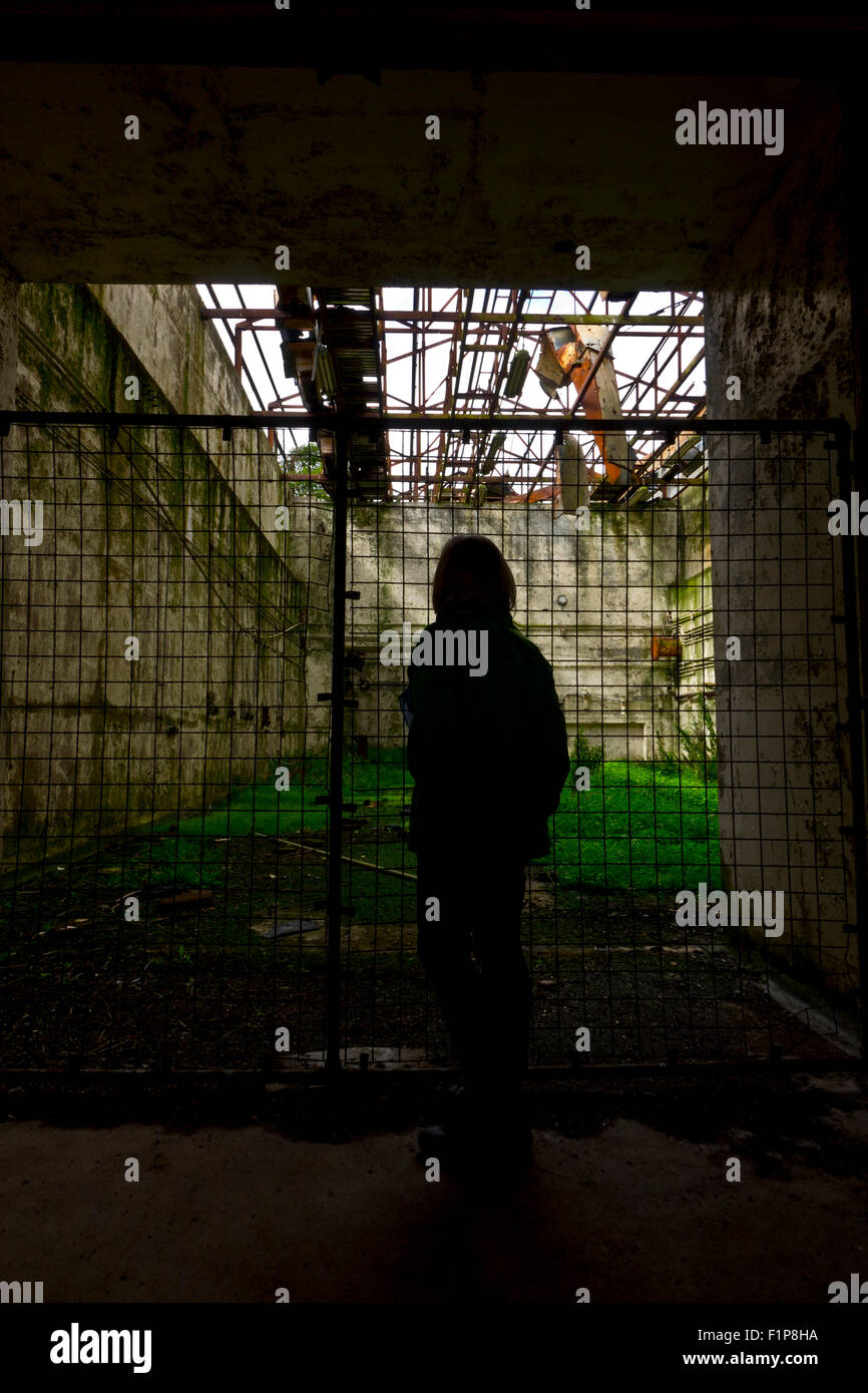 Laboratory building hi-res stock photography and images - Alamy