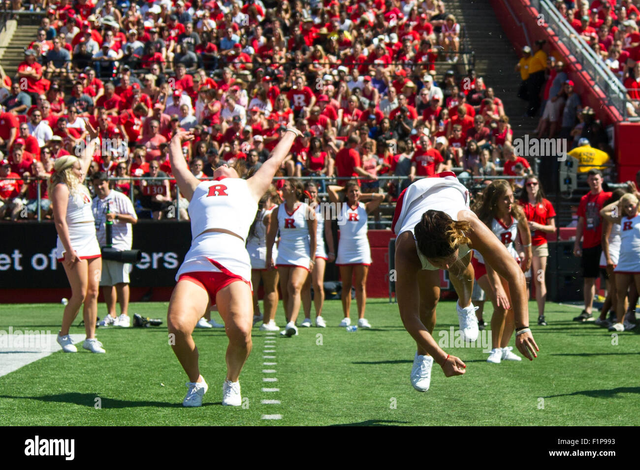 Rutgers scarlet knights cheerleaders hi-res stock photography and ...