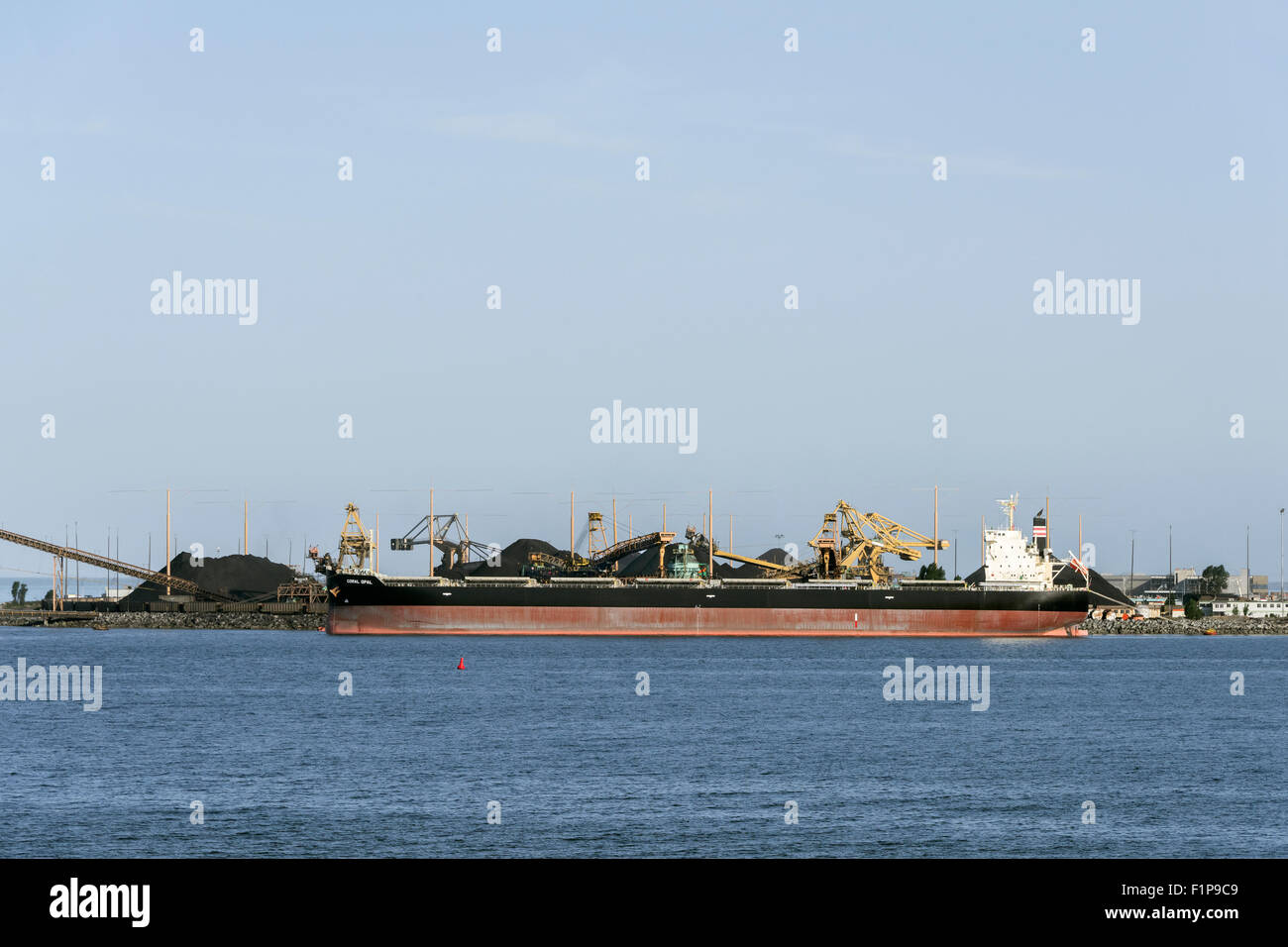 Westshore coal terminal #1, Strait of Georgia, Delta, British Columbia ...