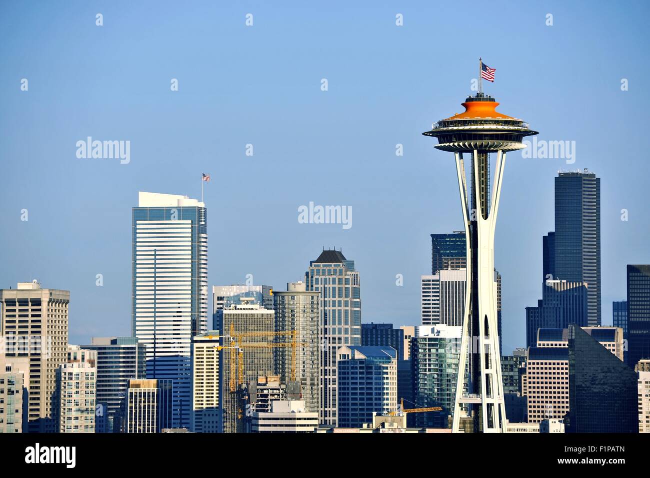 Seattle Skyline / Daylight. Seattle Downtown Skyline with Space Needle ...