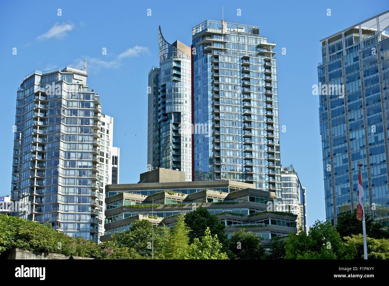 Vancouver Architecture - Modern Canadian Living. Architecture ...