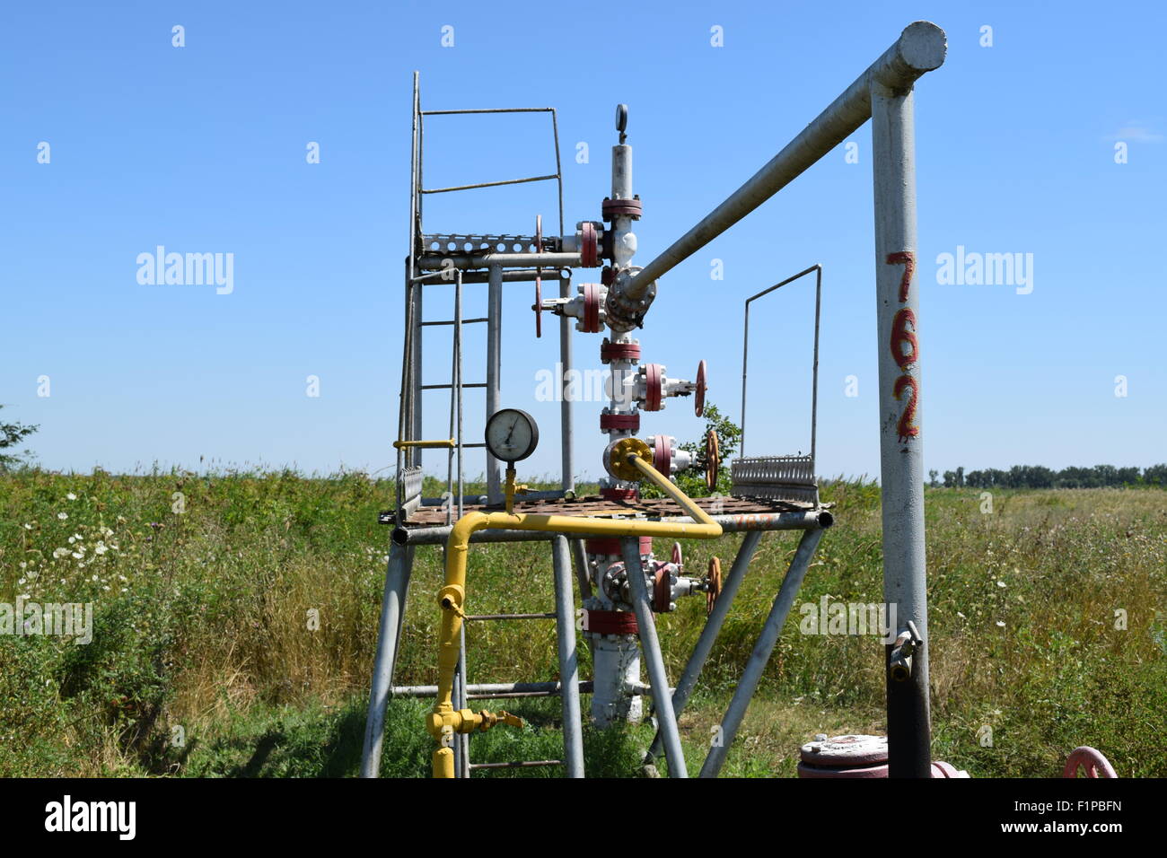 Oil well. The equipment and technologies on oil fields Stock Photo - Alamy