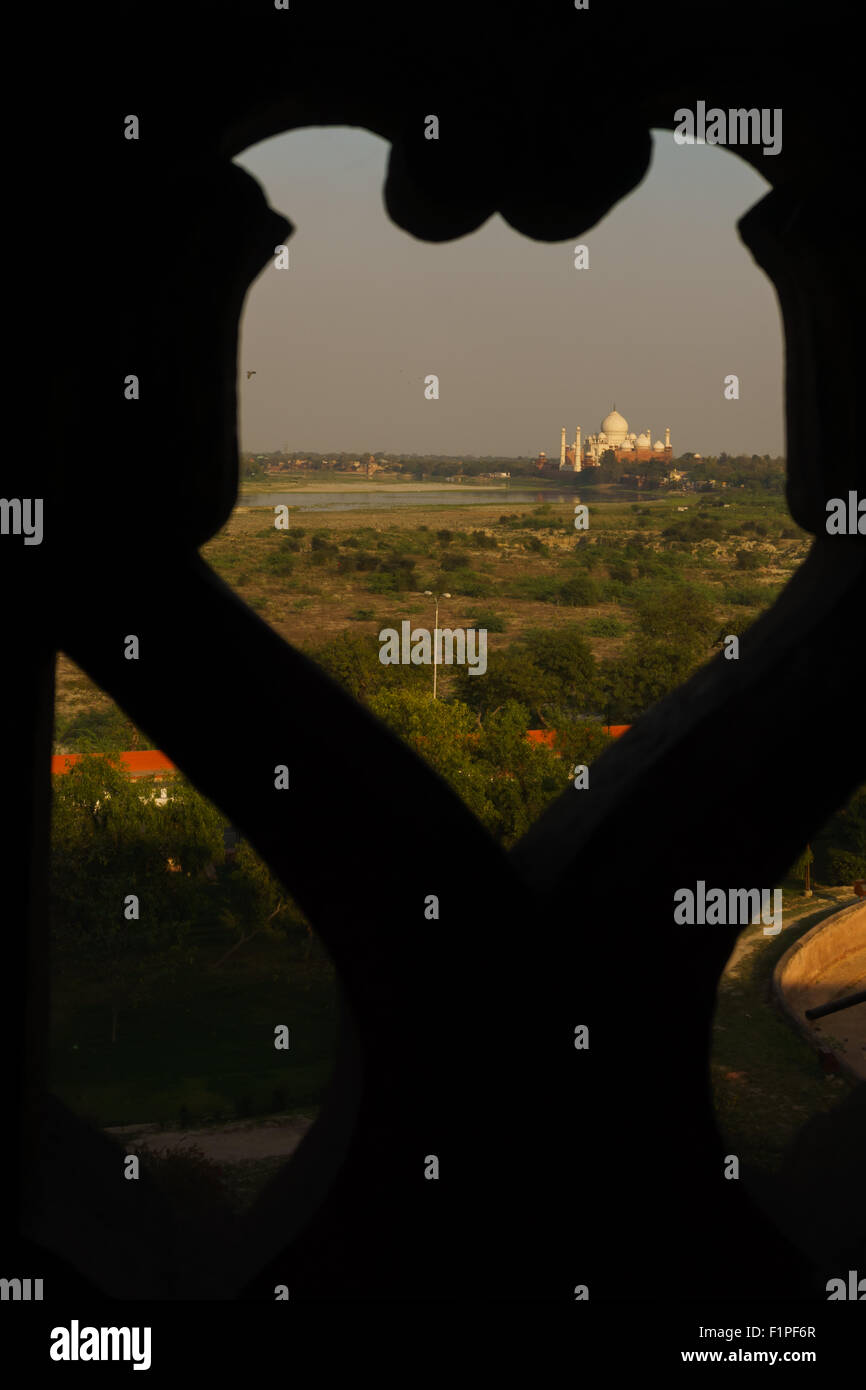 The taj mahal from the red fort hi-res stock photography and images - Alamy