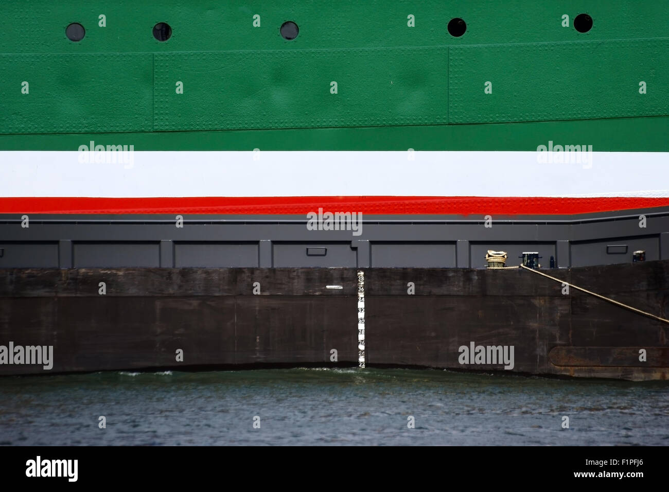 Vessel wall hi-res stock photography and images - Alamy