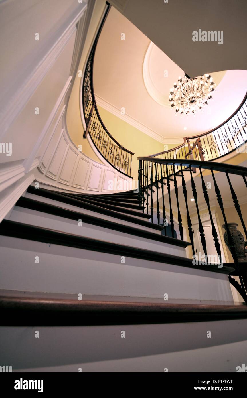 Fancy stairs hi-res stock photography and images - Alamy
