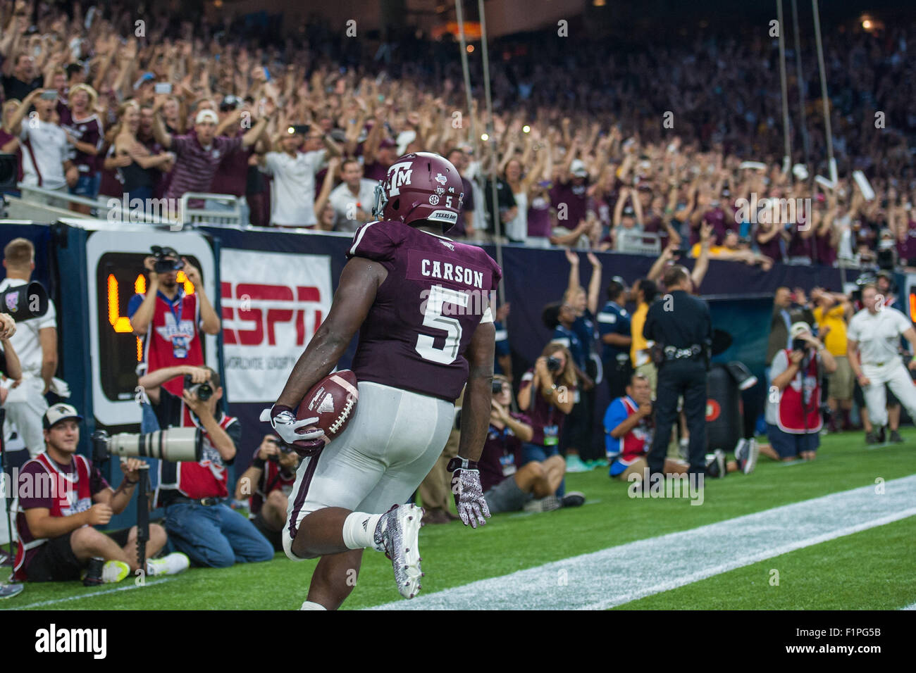 Tra carson hi-res stock photography and images - Alamy