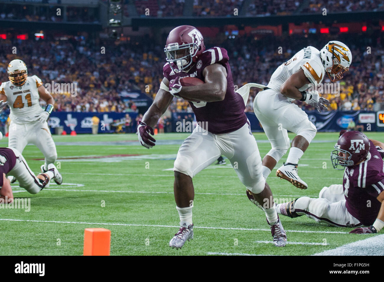 Houston, TX, USA. 5th Sep, 2015. Texas A&M Aggies running back Tra ...