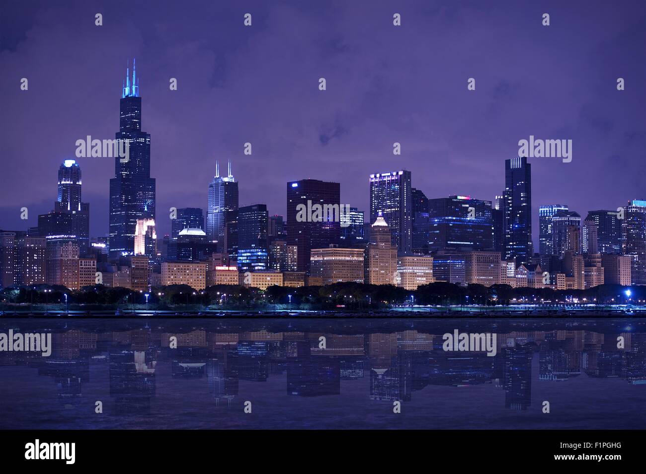 Chicago Skyline Panorama - Chicago Skyline East Side - Lake Front ...