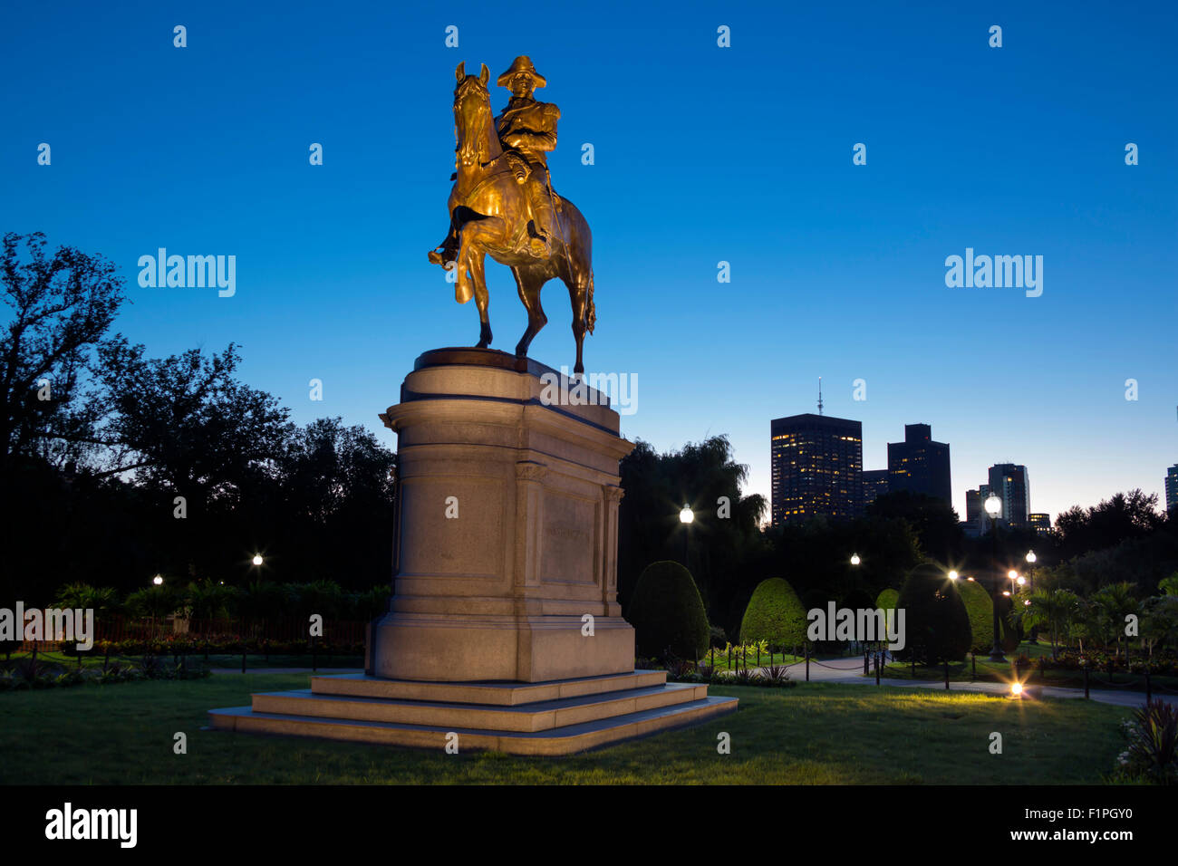 Boston common public gardens hi-res stock photography and images - Alamy