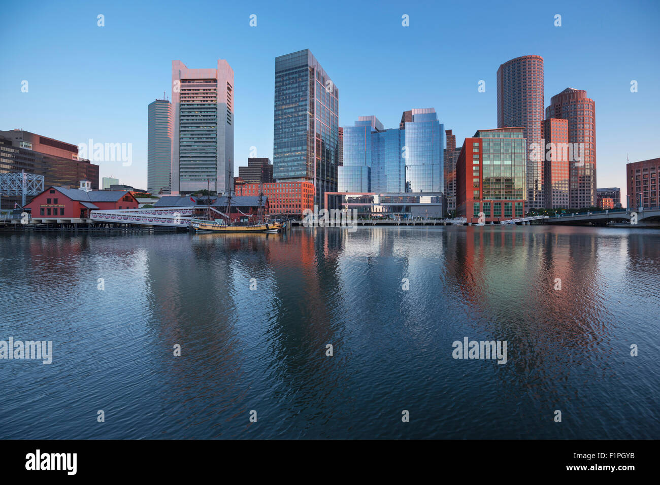 ATLANTIC WHARF WATERFRONT FORT POINT CHANNEL SKYLINE INNER HARBOR SOUTH ...