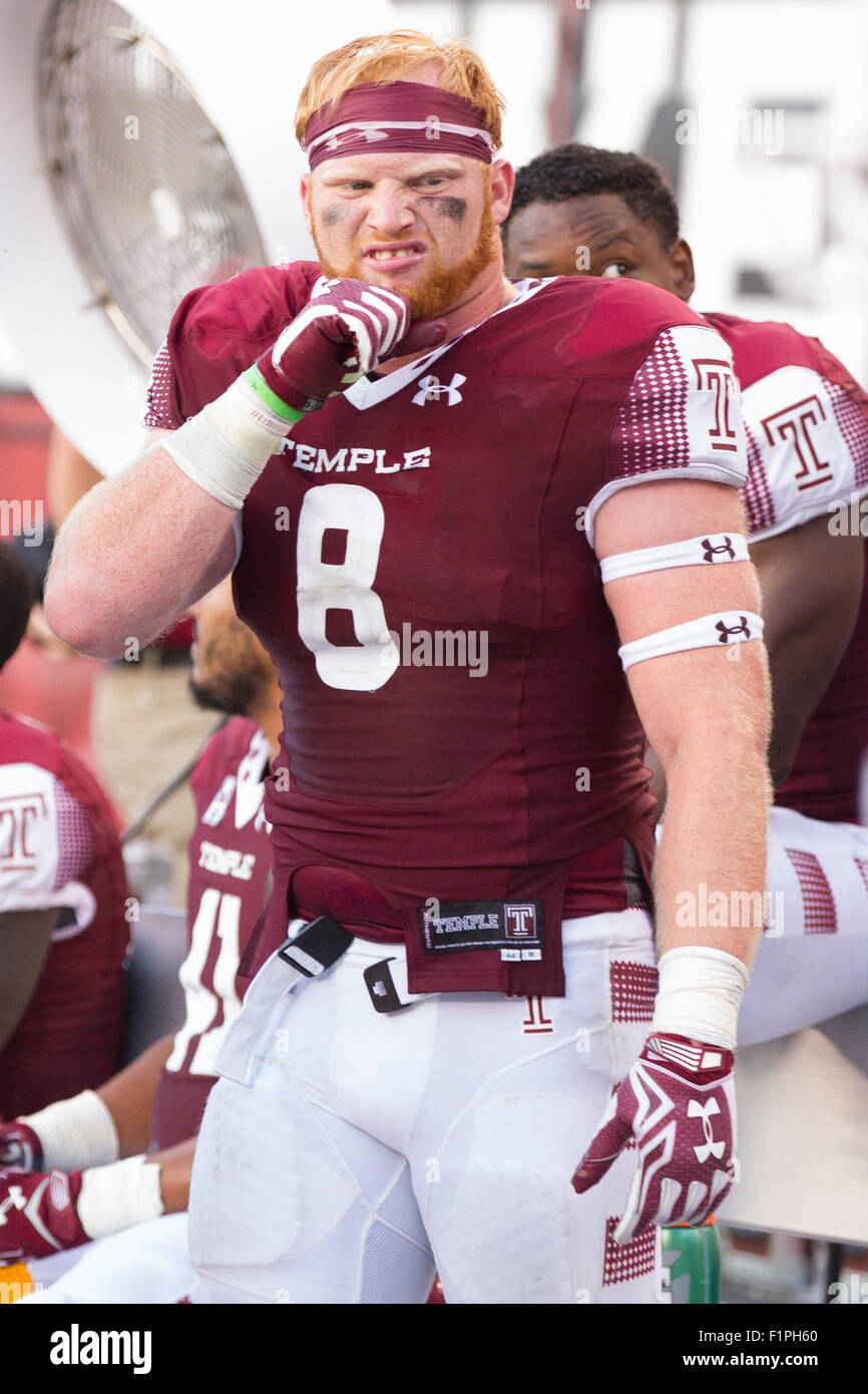 September 5, 2015: Temple Owls linebacker Tyler Matakevich (8) looks on ...