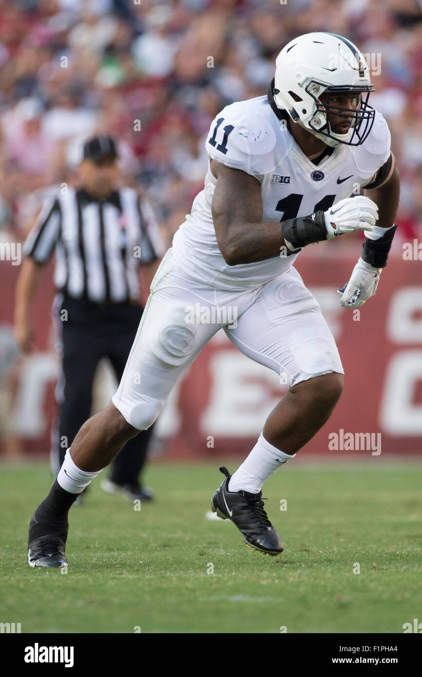 September 5, 2015: Penn State Nittany Lions linebacker Brandon Bell (11 ...