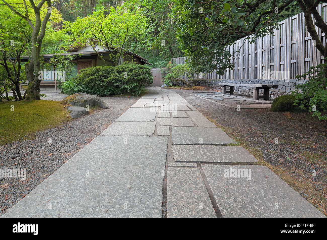 Japanese garden stone bench hi-res stock photography and images - Alamy