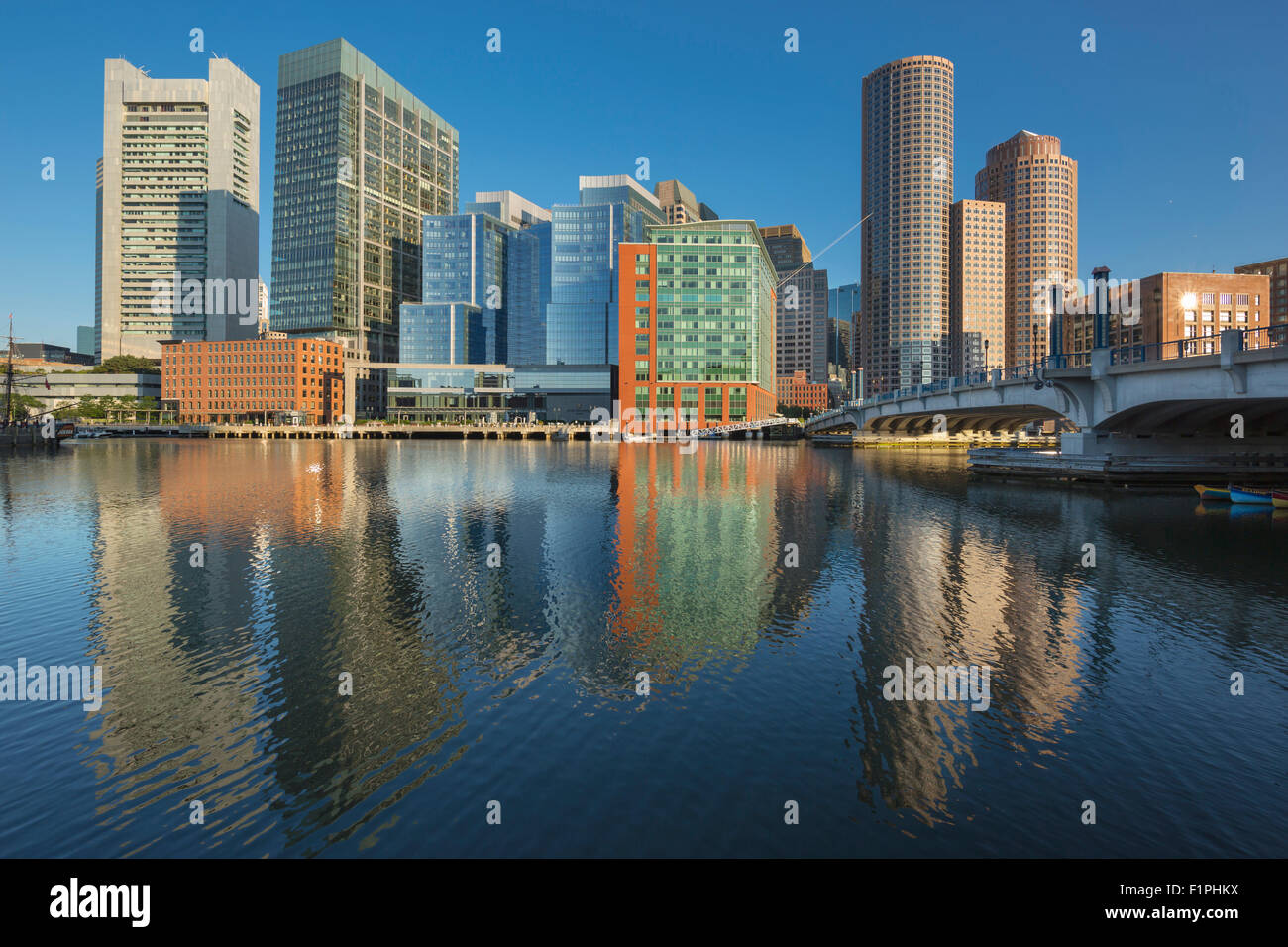 ATLANTIC WHARF WATERFRONT FORT POINT CHANNEL SKYLINE INNER HARBOR SOUTH ...