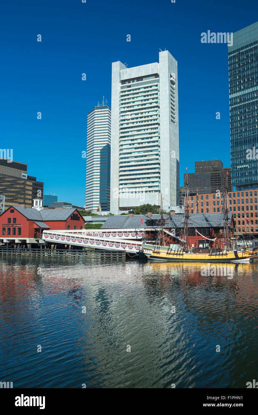 ELEANOR REPLICA TEA PARTY SHIP MUSEUM ATLANTIC WHARF WATERFRONT FORT ...