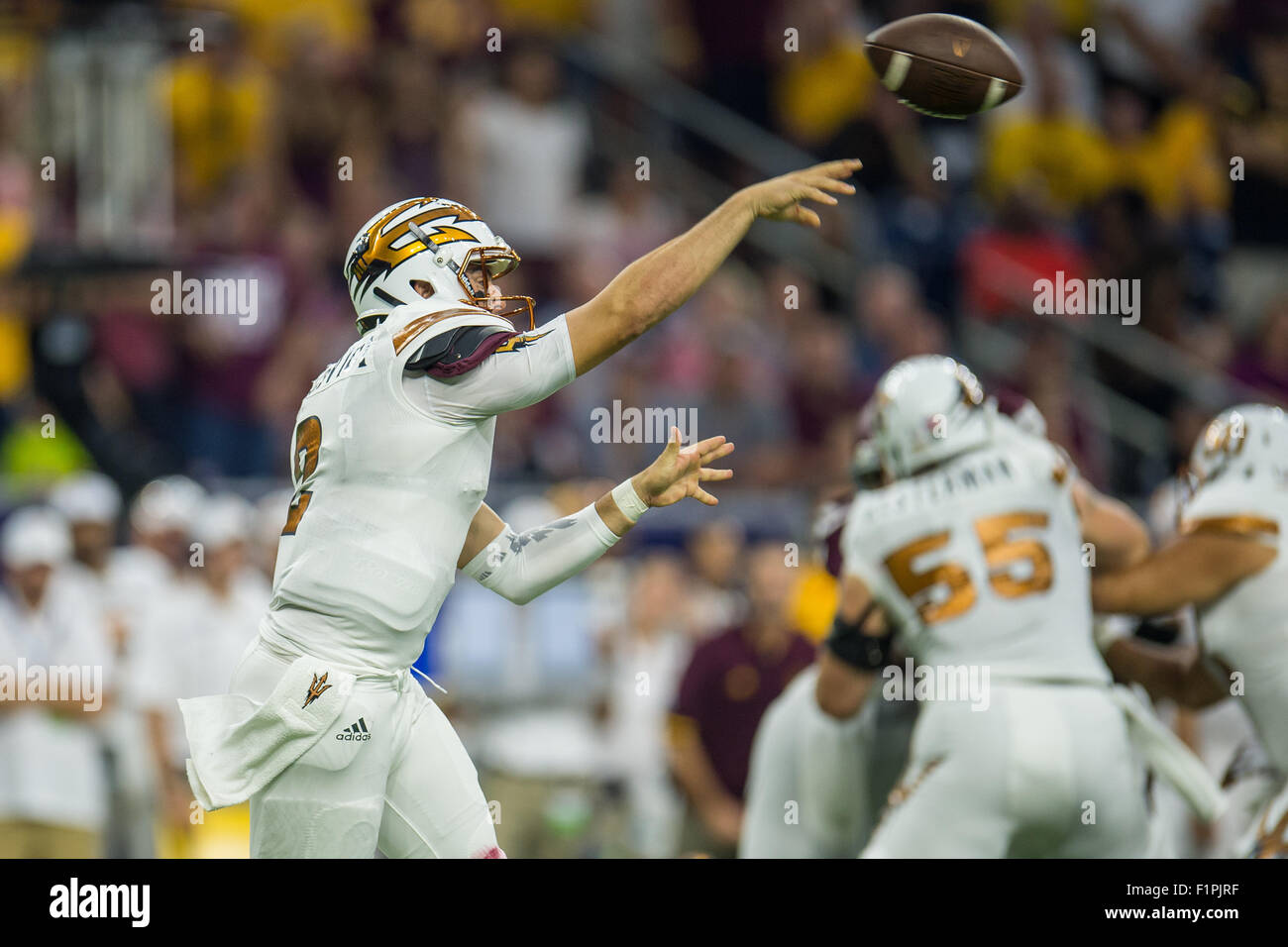 September 5, 2015: Arizona State Sun Devils quarterback Mike Bercovici ...