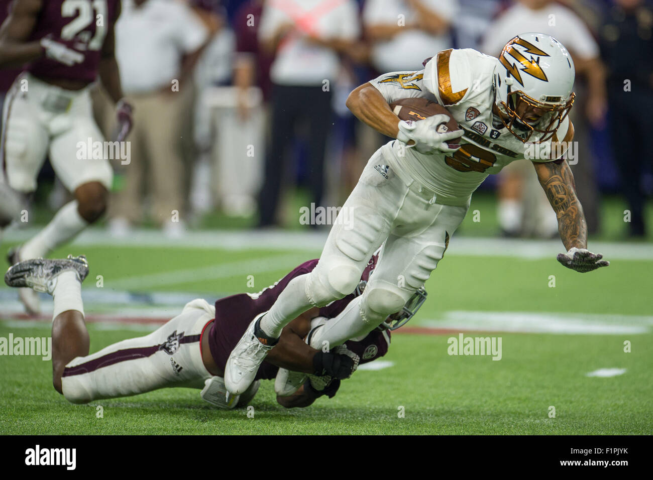 September 5, 2015: Arizona State Sun Devils running back D.J. Foster (8 ...