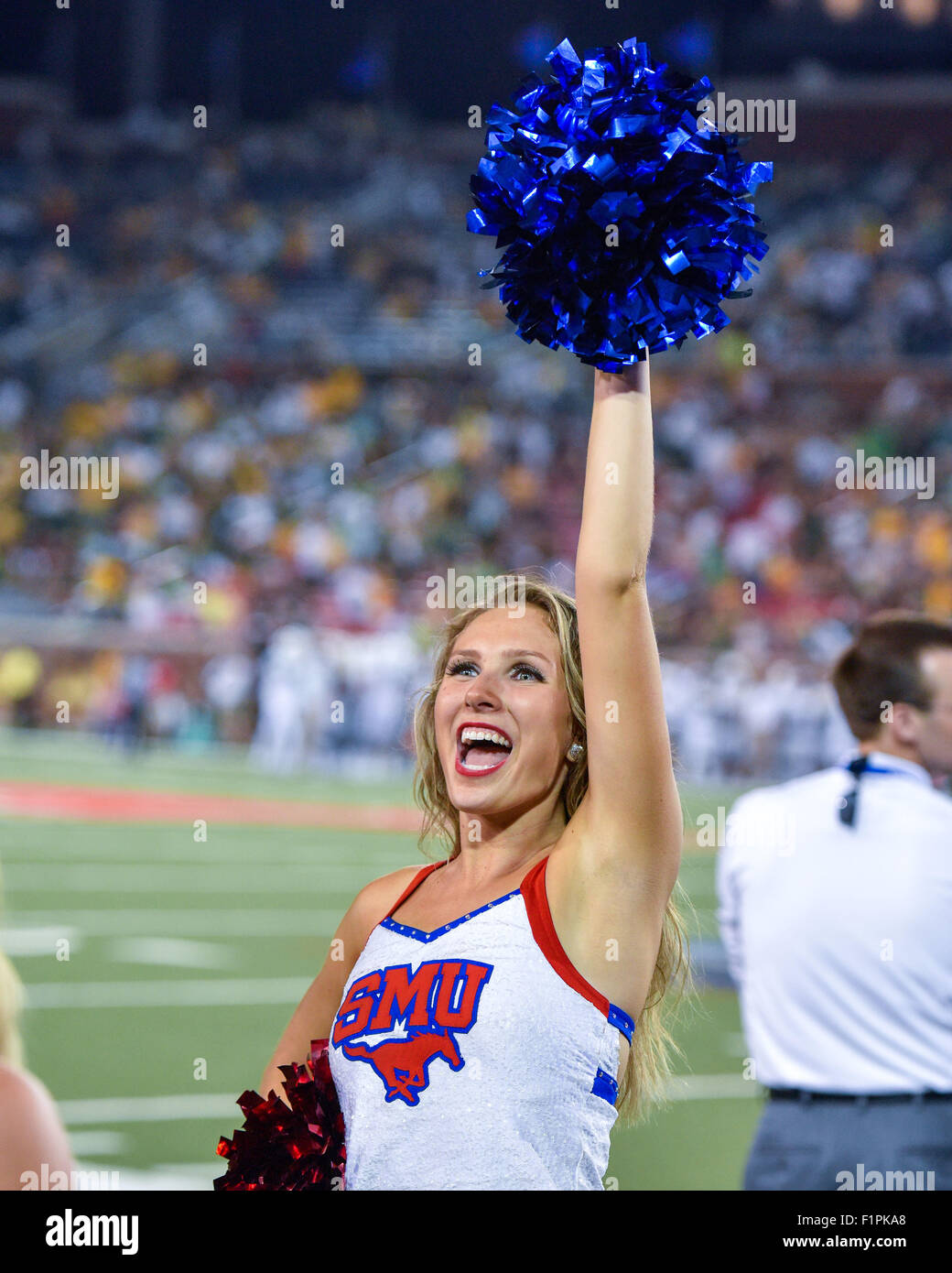 Smu cheerleader hi-res stock photography and images - Alamy