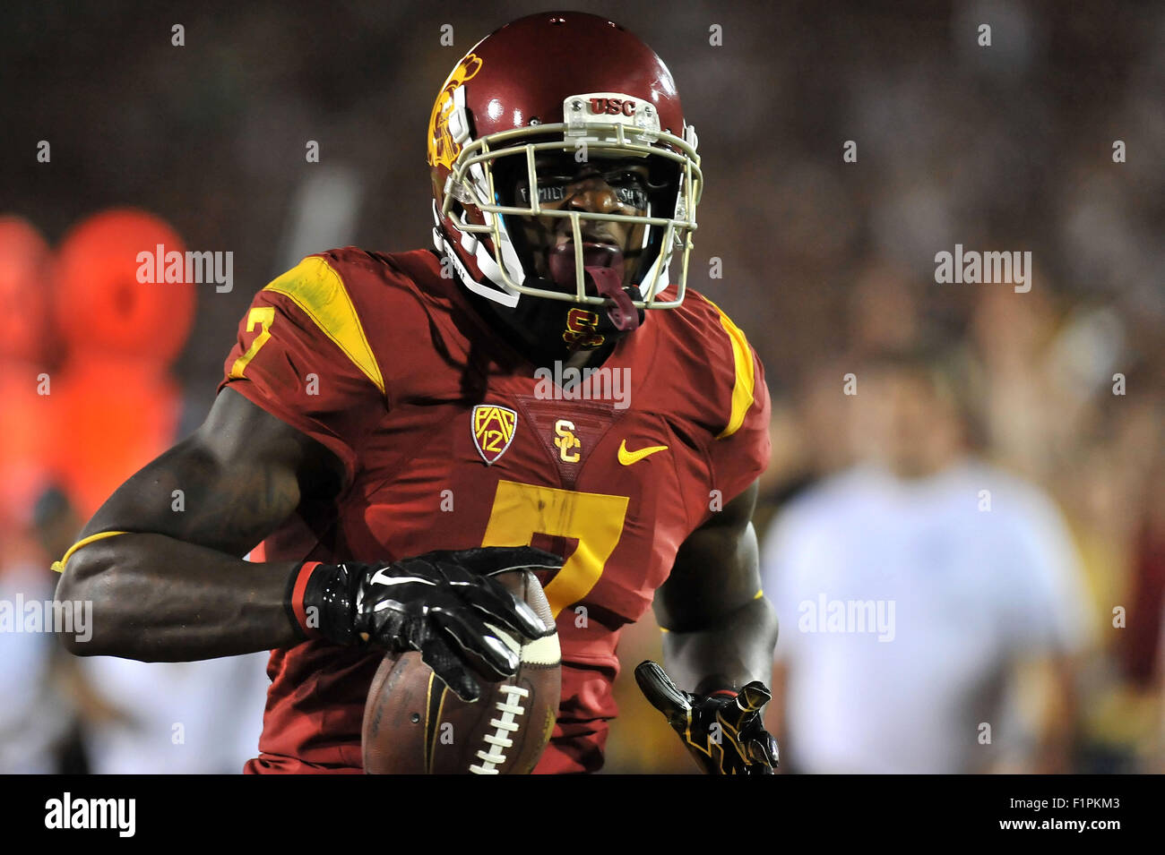 Los Angeles, CA, USA. 5th Sep, 2015. USC Trojans wide receiver Steven ...