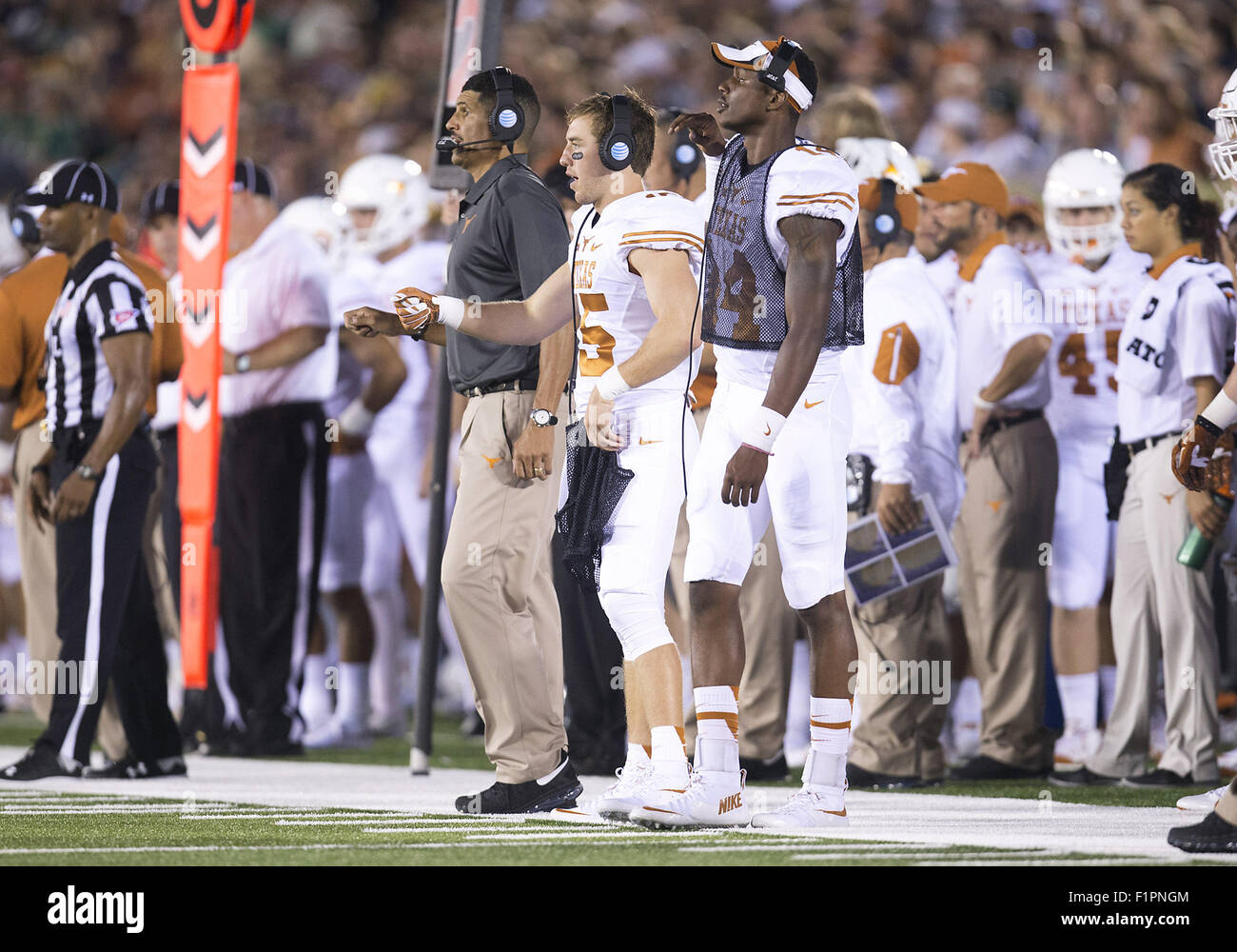 South Bend, Indiana, USA. 05th Sep, 2015. Texas quarterback Trey Holtz ...