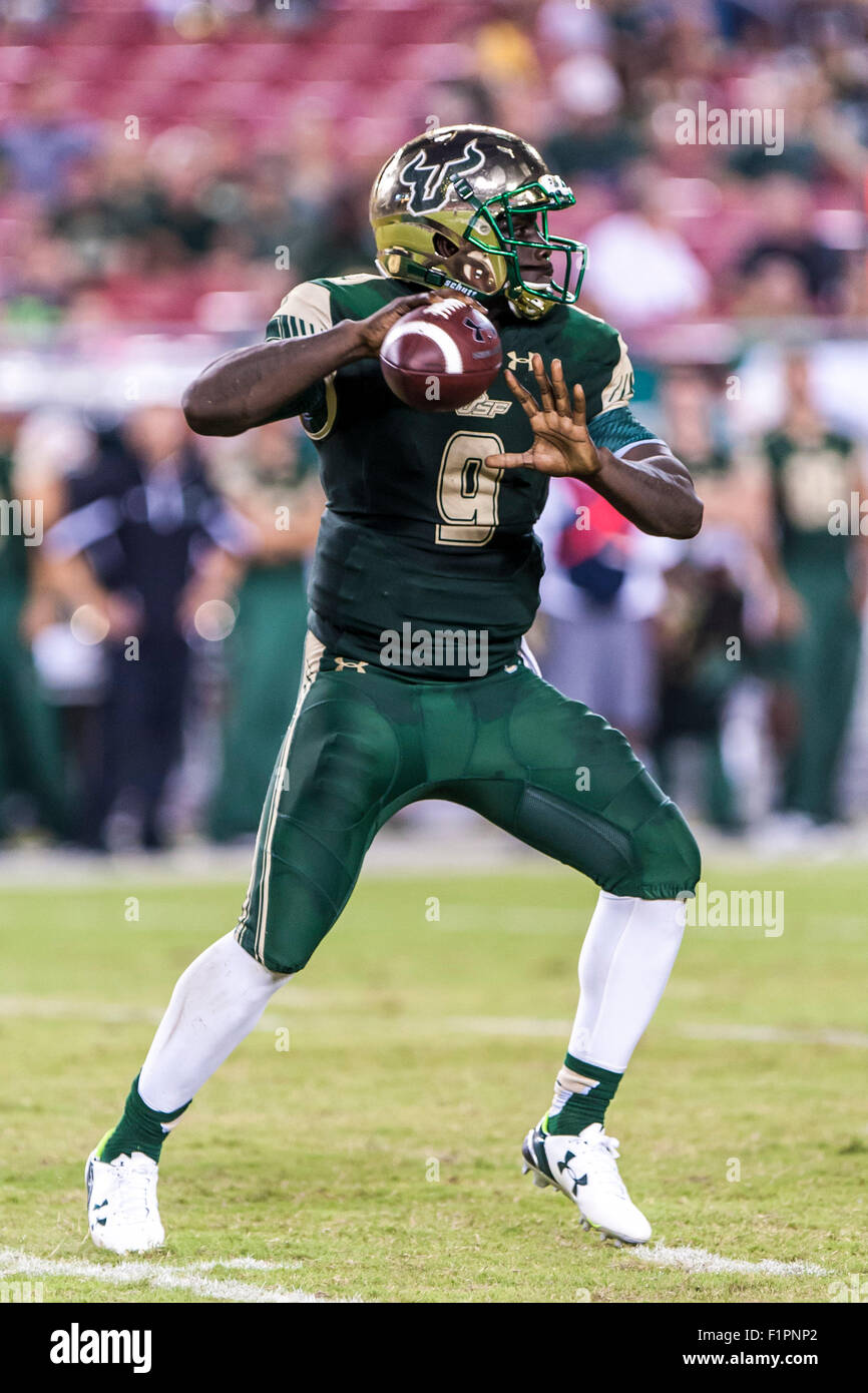 Usf bulls football 2015 hi-res stock photography and images - Alamy