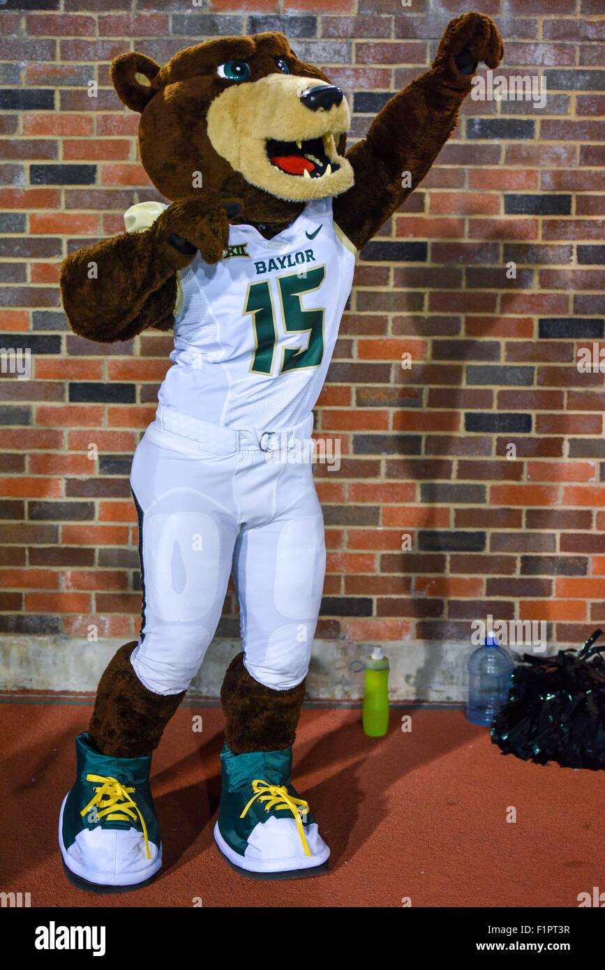 September 4th, 2015:.Baylor Bears mascot, Bruiser in action during an ...