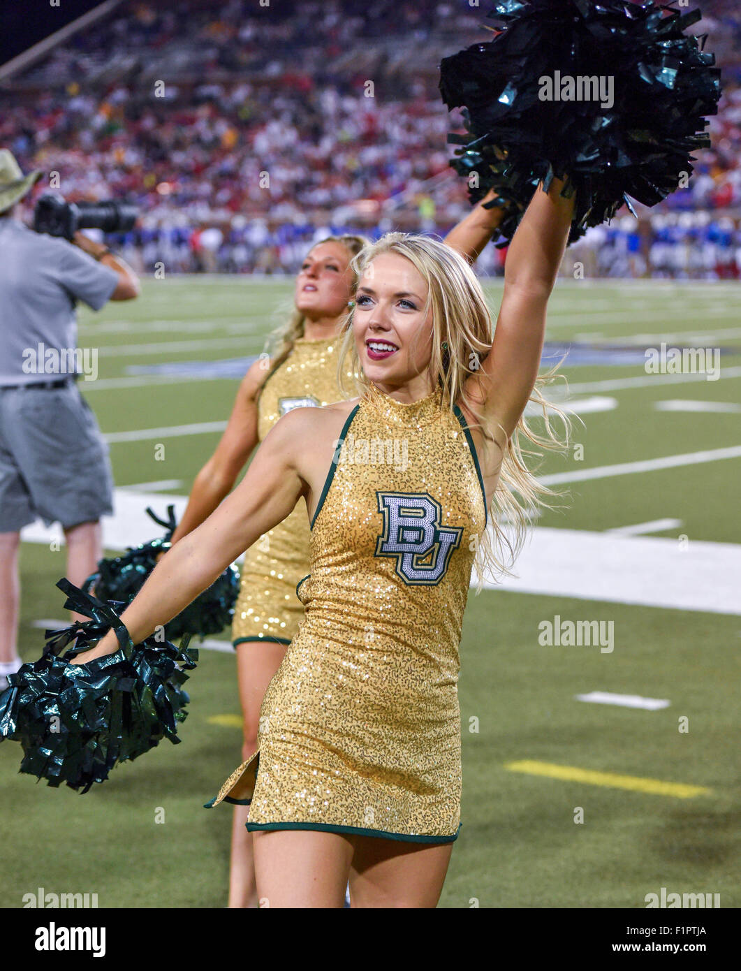 September 4th, 2015:.Baylor Bears cheerleaders perform during an NCAA ...