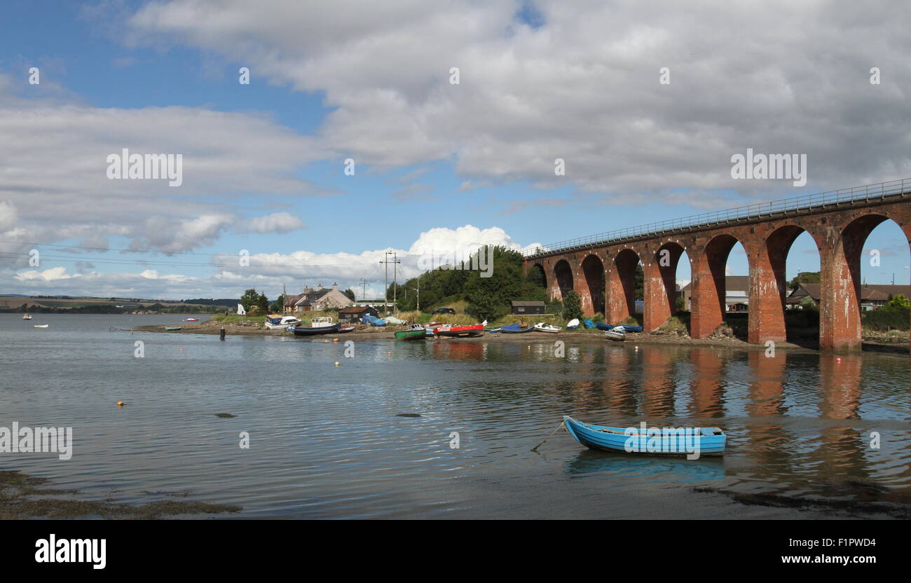Viaduct montrose scotland hi-res stock photography and images - Alamy