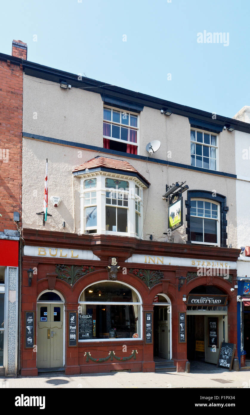 Bull Inn pub in Llangollen Denbighshire Wales UK Stock Photo - Alamy