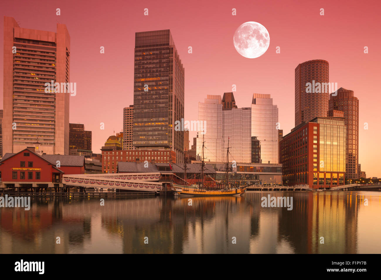 ATLANTIC WHARF SKYLINE WATERFRONT FORT POINT CHANNEL INNER HARBOR SOUTH ...