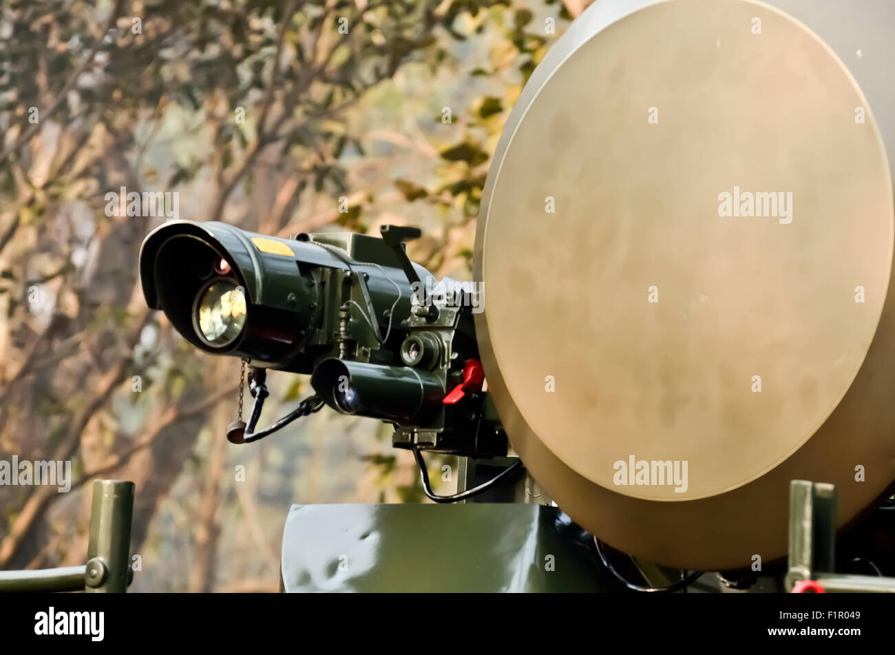 Air surveillance radar Stock Photo - Alamy