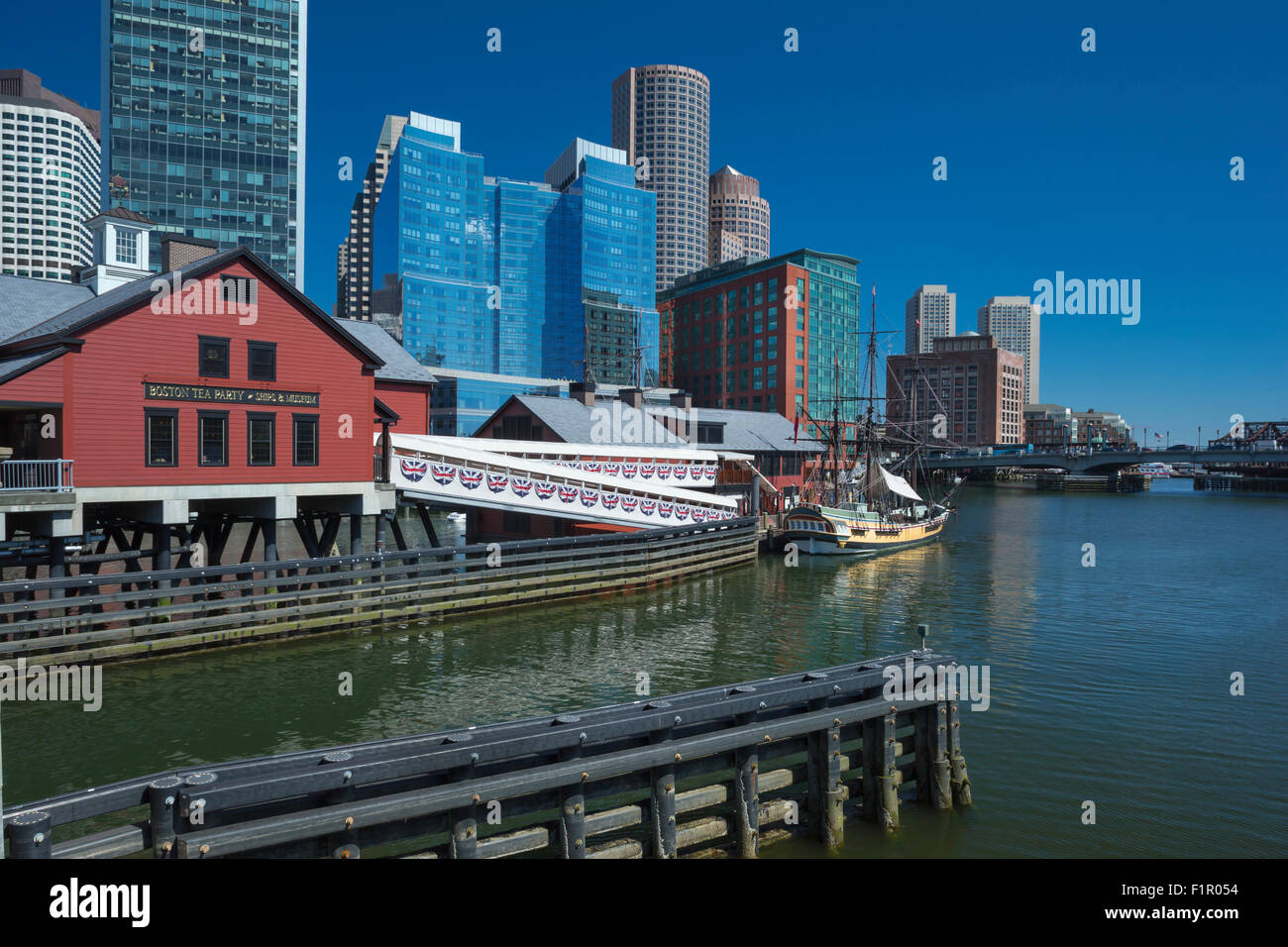 TEA PARTY SHIP MUSEUM ATLANTIC WHARF WATERFRONT FORT POINT CHANNEL ...
