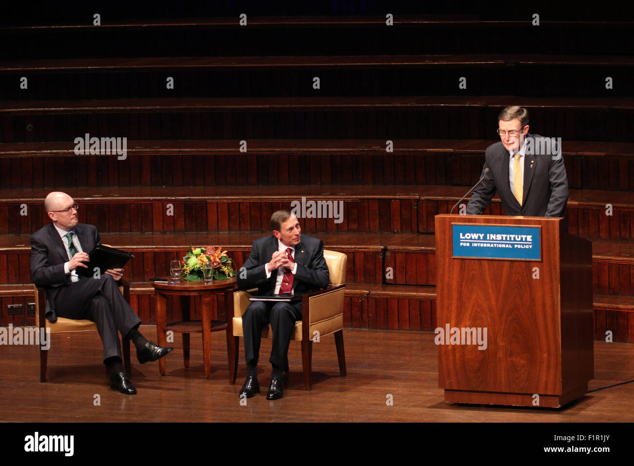 Air Chief Marshal (Retd) Sir Allan Grant "Angus" Houston thanks General ...