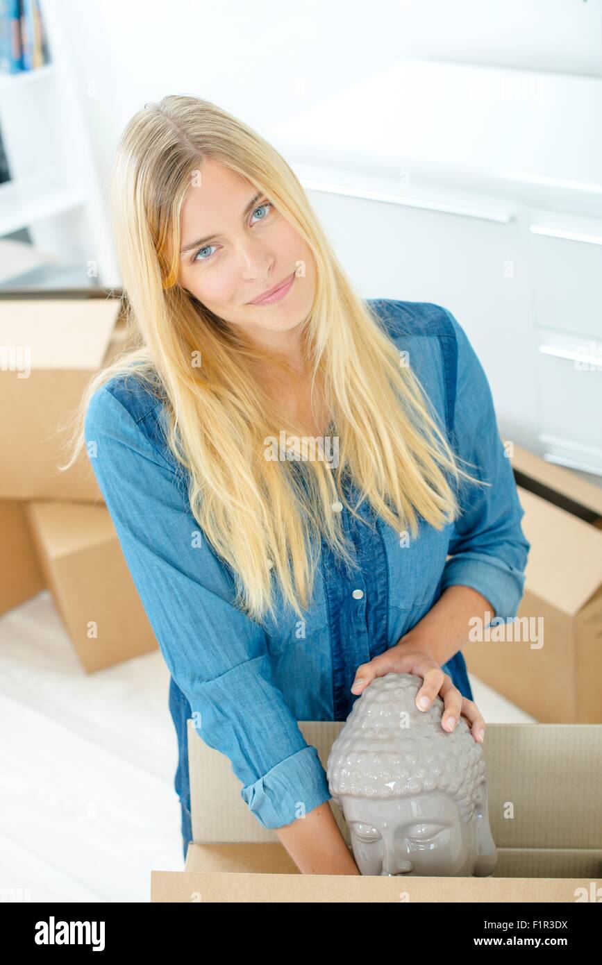 Moving buddha hi-res stock photography and images - Alamy