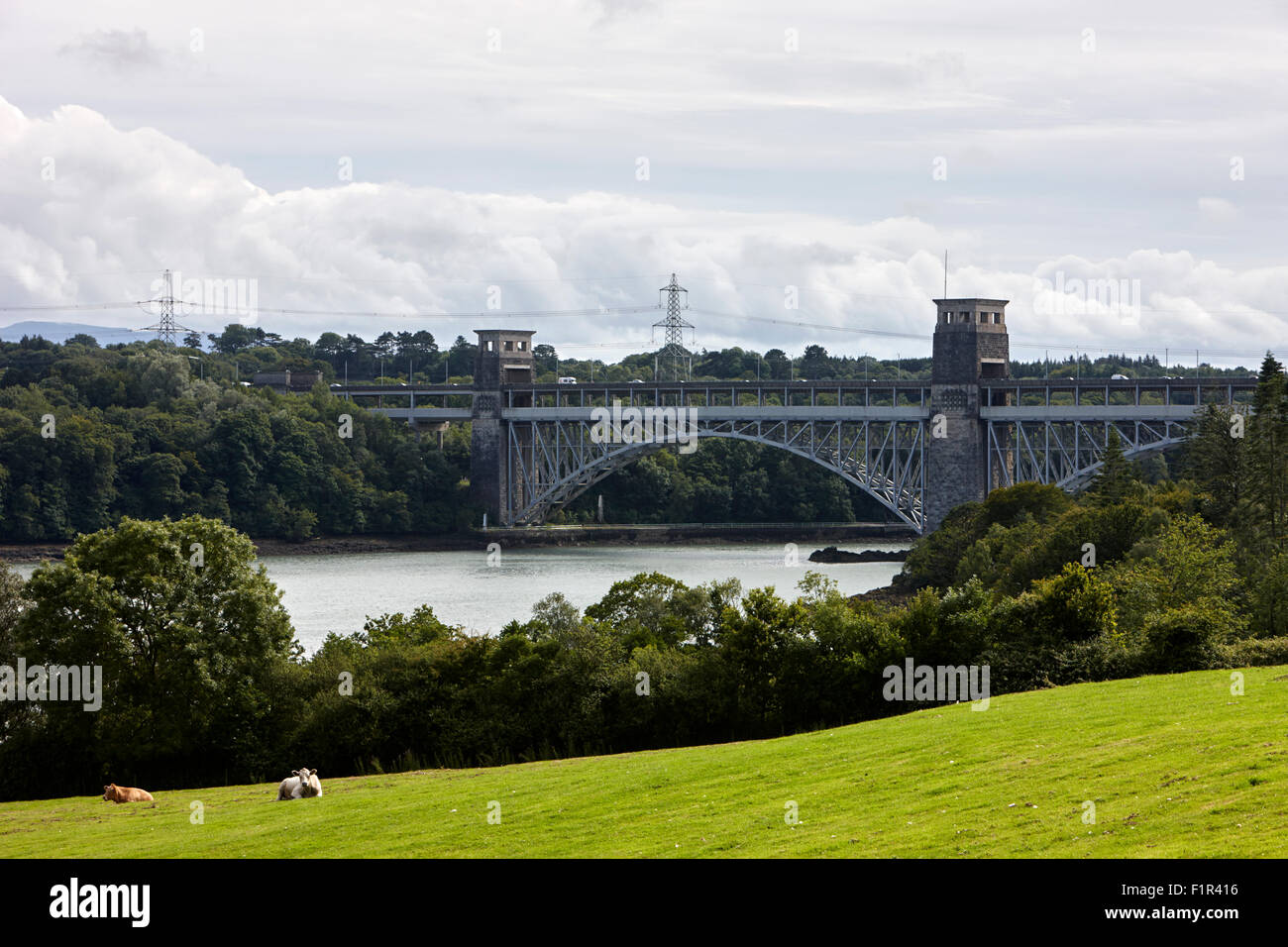 britannia bridge across the menai strait anglesey north wales uk Stock ...