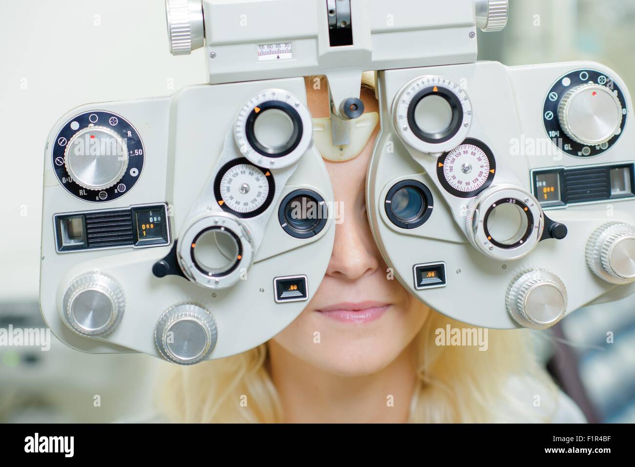 lady having eye examination Stock Photo - Alamy