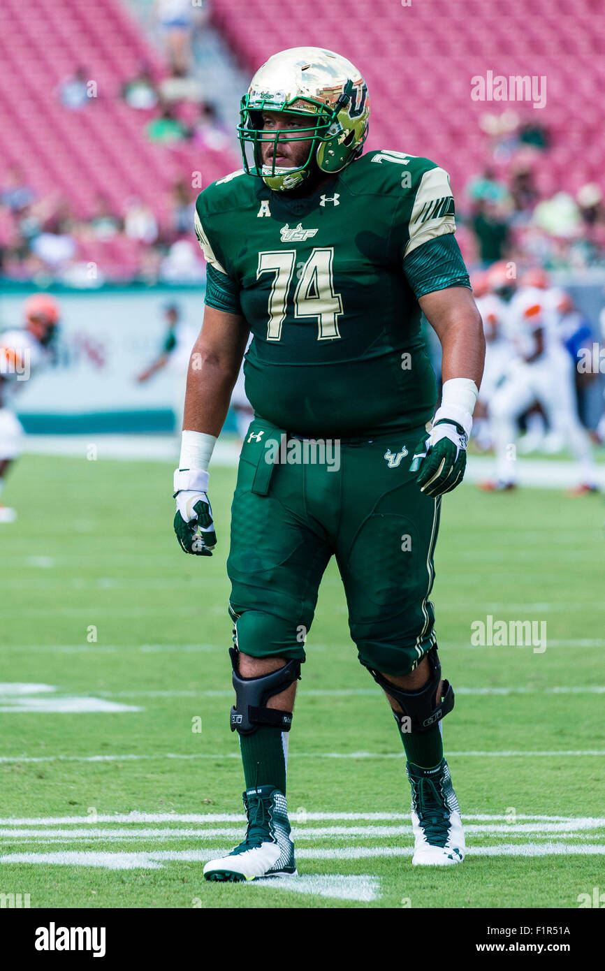 Tampa, Florida, USA. 5th September, 2015. South Florida Bulls offensive ...