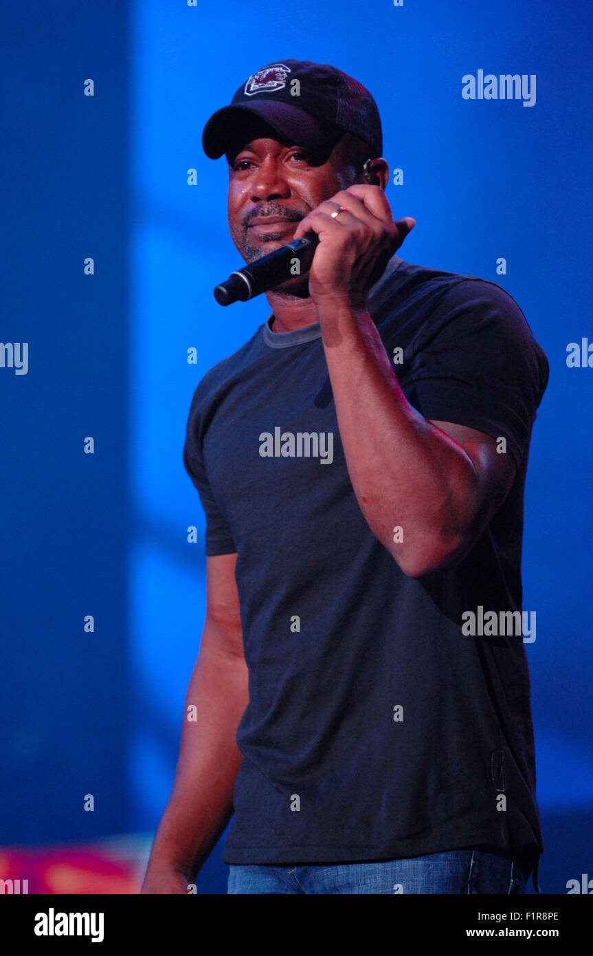 Singer darius hi-res stock photography and images - Alamy