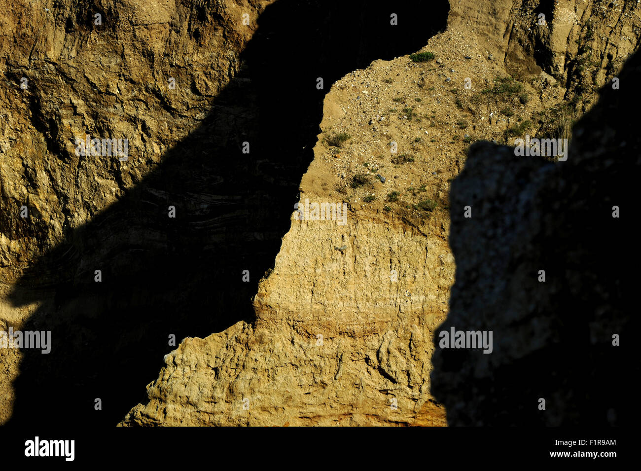 Cliff faces hi-res stock photography and images - Alamy