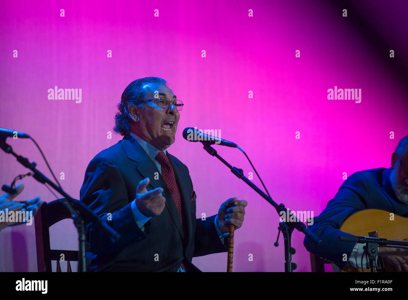 Chico de fiesta hi-res stock photography and images - Alamy