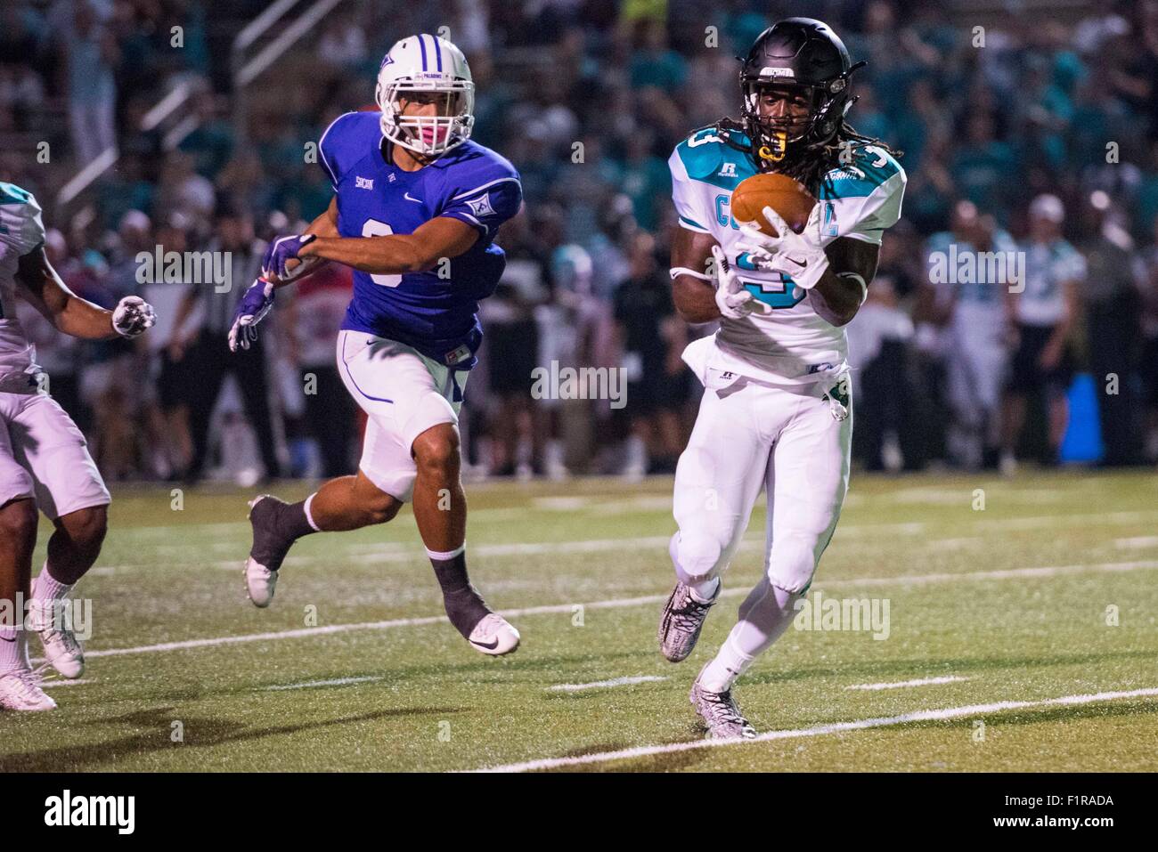 Coastal Carolina defensive back Kelvin Deveaux (3) makes an ...