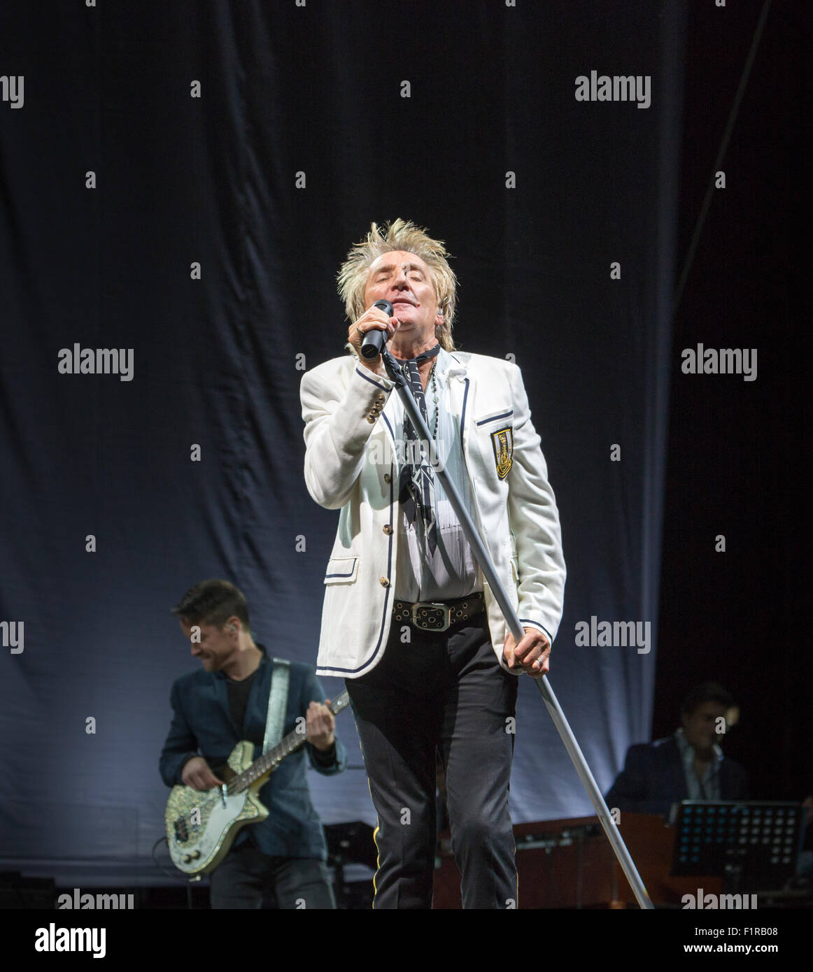 Rod stewart hi-res stock photography and images - Alamy
