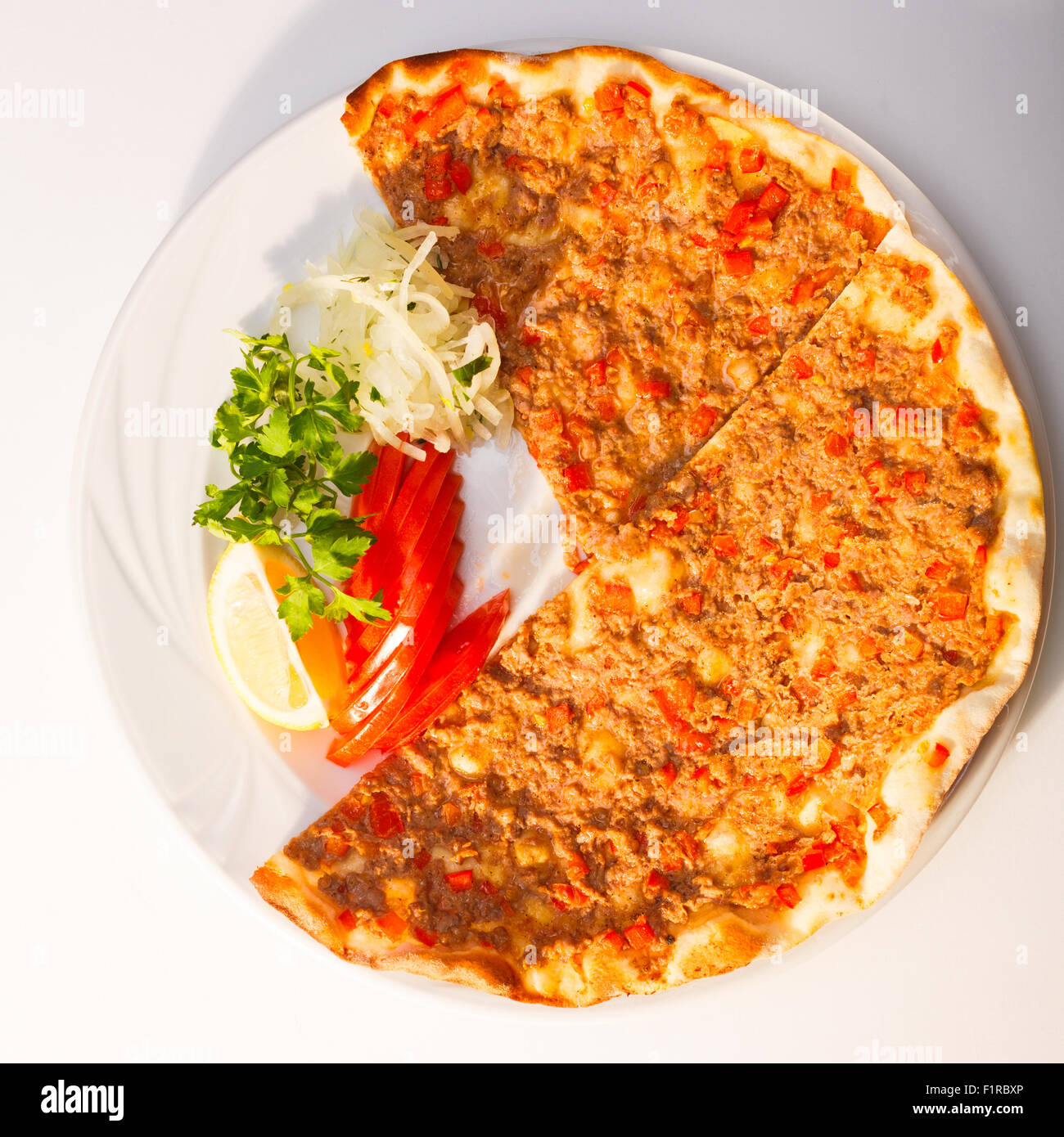 Turkish lahmacun hi-res stock photography and images - Alamy